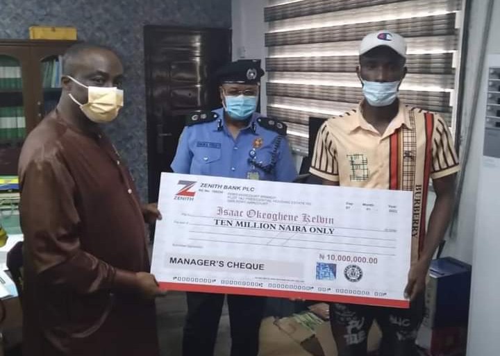 BREAKING: Gov. Wike Donates N30million To Families Of Slain Police ...