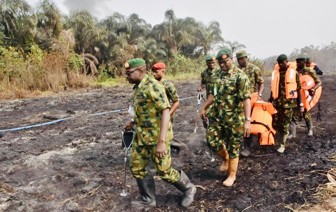 GOC 6 and 82 Divisions Visit Sites of Illegal Oil Bunkering Clearance ...